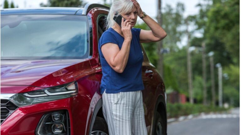 Navigating the Legal Process of a Car Injury Settlement - Croesoffice