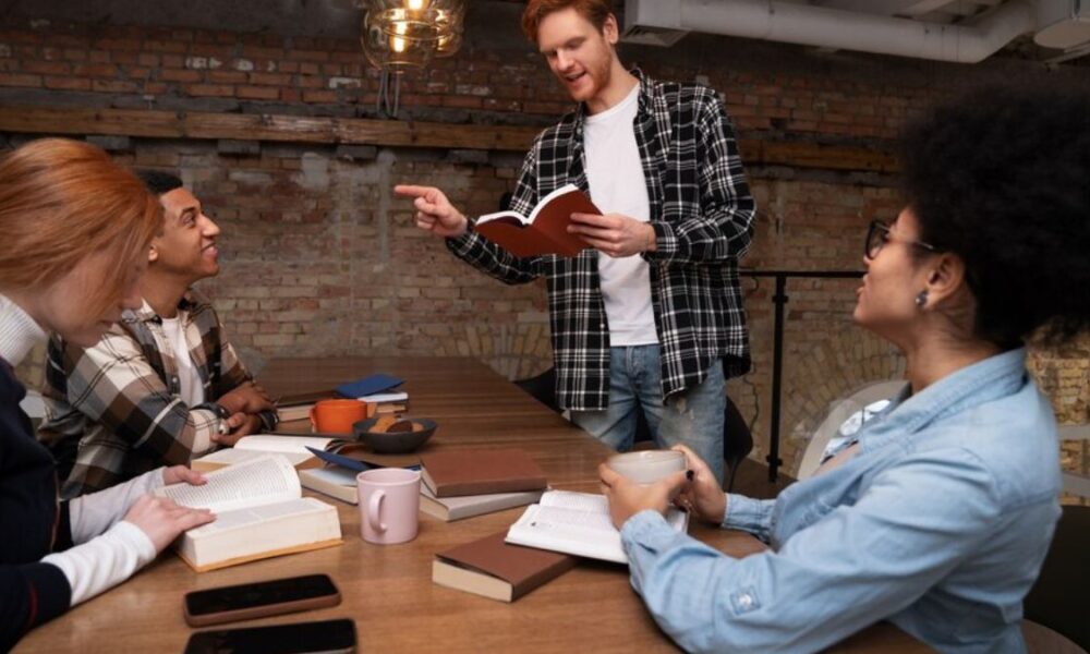 Understanding the Lead in to Lingo: A Beginner's Guide
