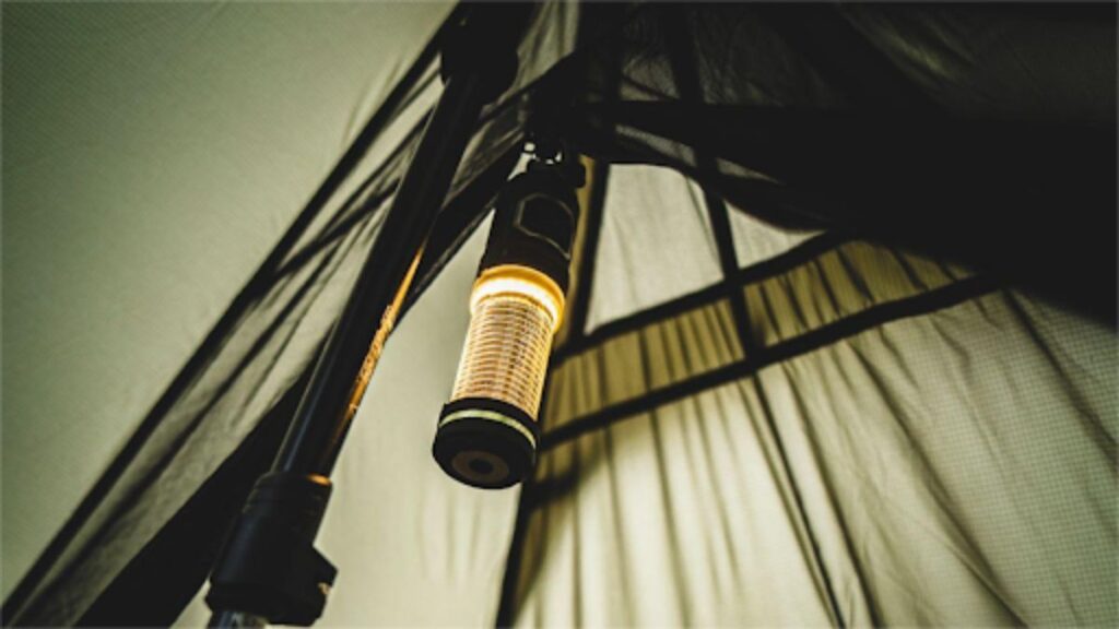 When Using Mosquito Repellents Outdoors?