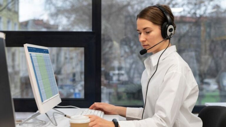 The Critical Role of Virtual Assistants in Modern Customer Service