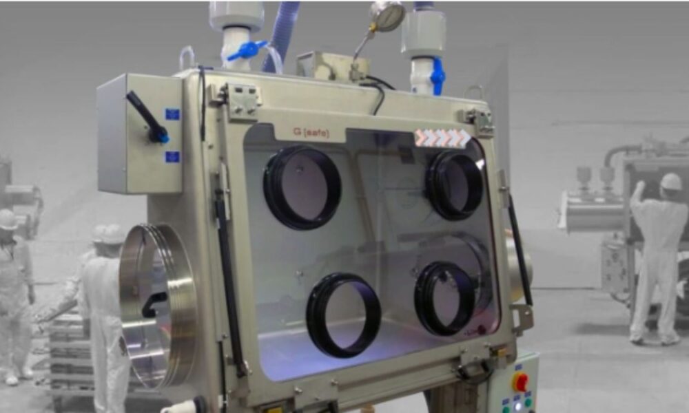 Glove Boxes are Essential High-Precision Laboratory Operations