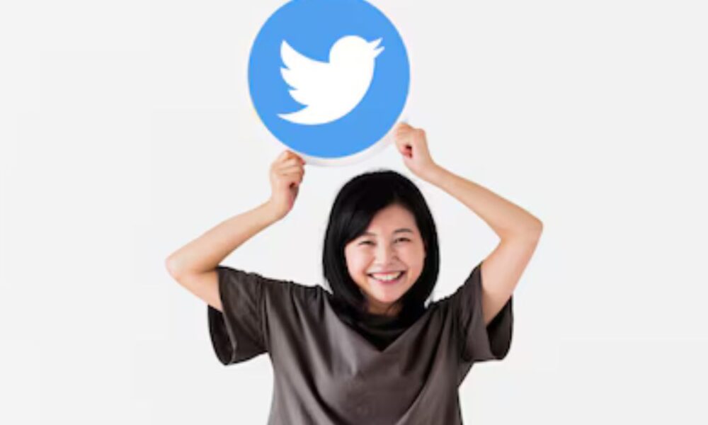 The Ethics of Deleting Tweets: When It’s Necessary and When It’s Questionable