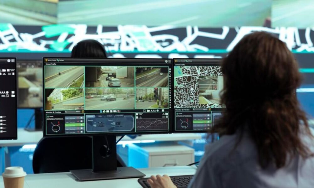 Camera Varifocal DS-2CD7A85G0-IZS: Features & Benefits Explained