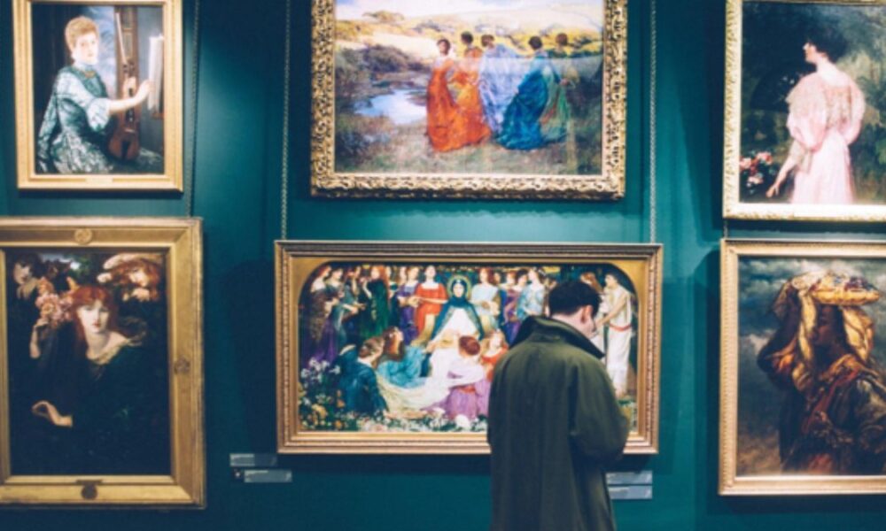 Creative Ways to Showcase Your Art Displays: Tips and Tricks