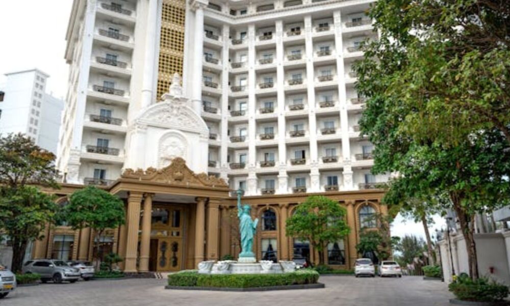 Hotel Parking Management Strategies: Tips for Small & Large Hotels