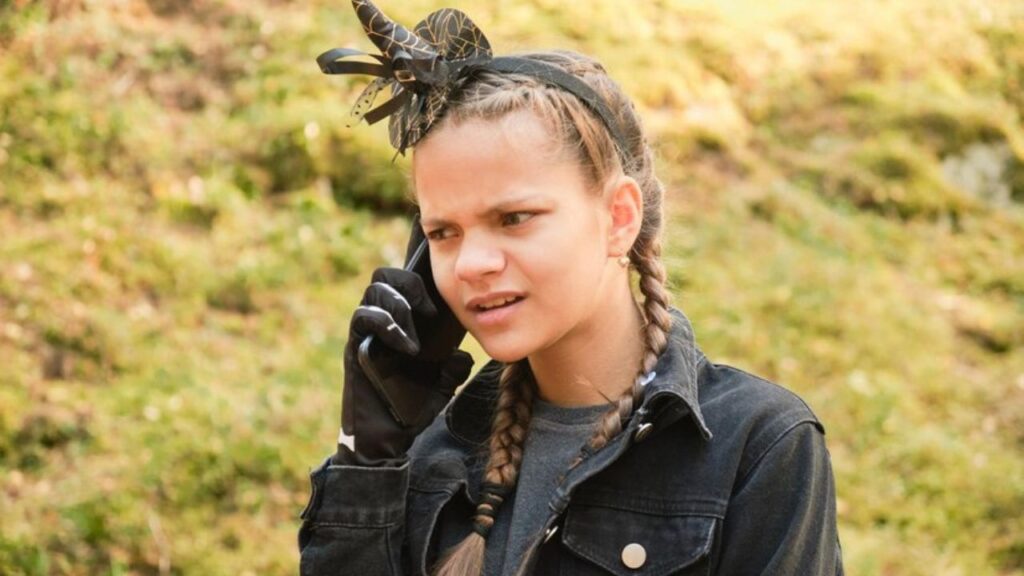 What Color is Valeria Hair Skyrim: An In-Depth Look